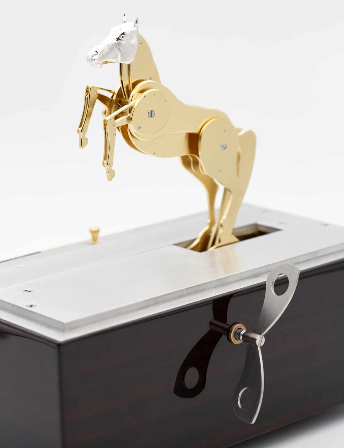 A Unique Style Of Automaton – MrWatchMaster