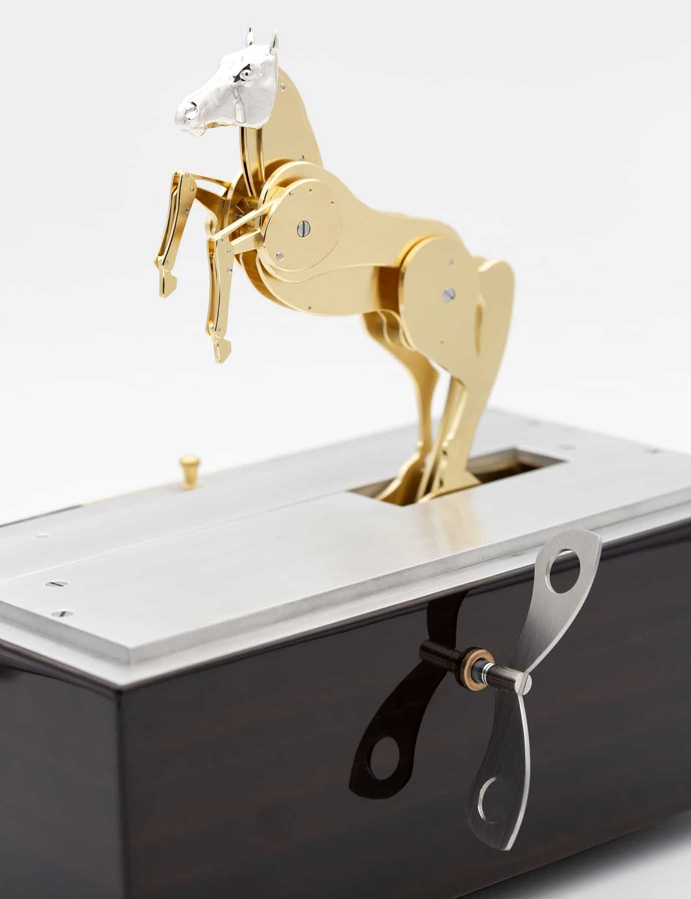 A Unique Style Of Automaton – MrWatchMaster