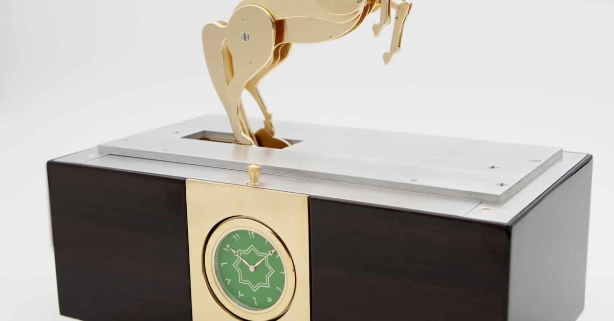 A Unique Style Of Automaton – MrWatchMaster